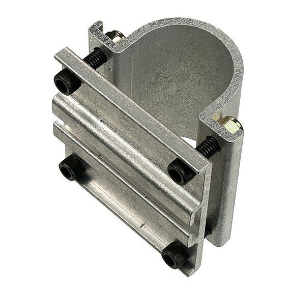 Mega-Track Hanger Short